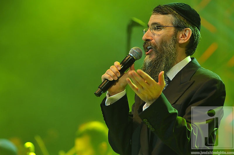 Photos & Videos from Avraham Fried Concert in Sultan, Israel | Jewish ...
