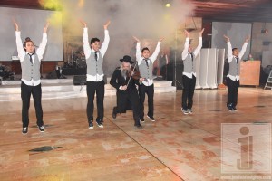 Daniel Ahaviel & Breakdancing dancers | Jewish Insights