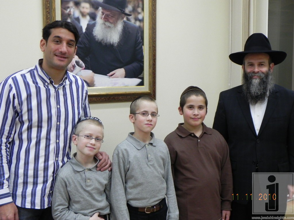 Chaim Israel with a NEW single “Menorah” composed for Chabad | Jewish ...