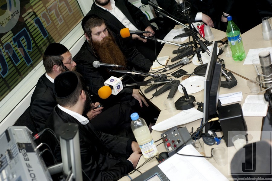 Kumzits at Radio Kol Chai in memory of Rabbi Moshe Goldman z”l with ...